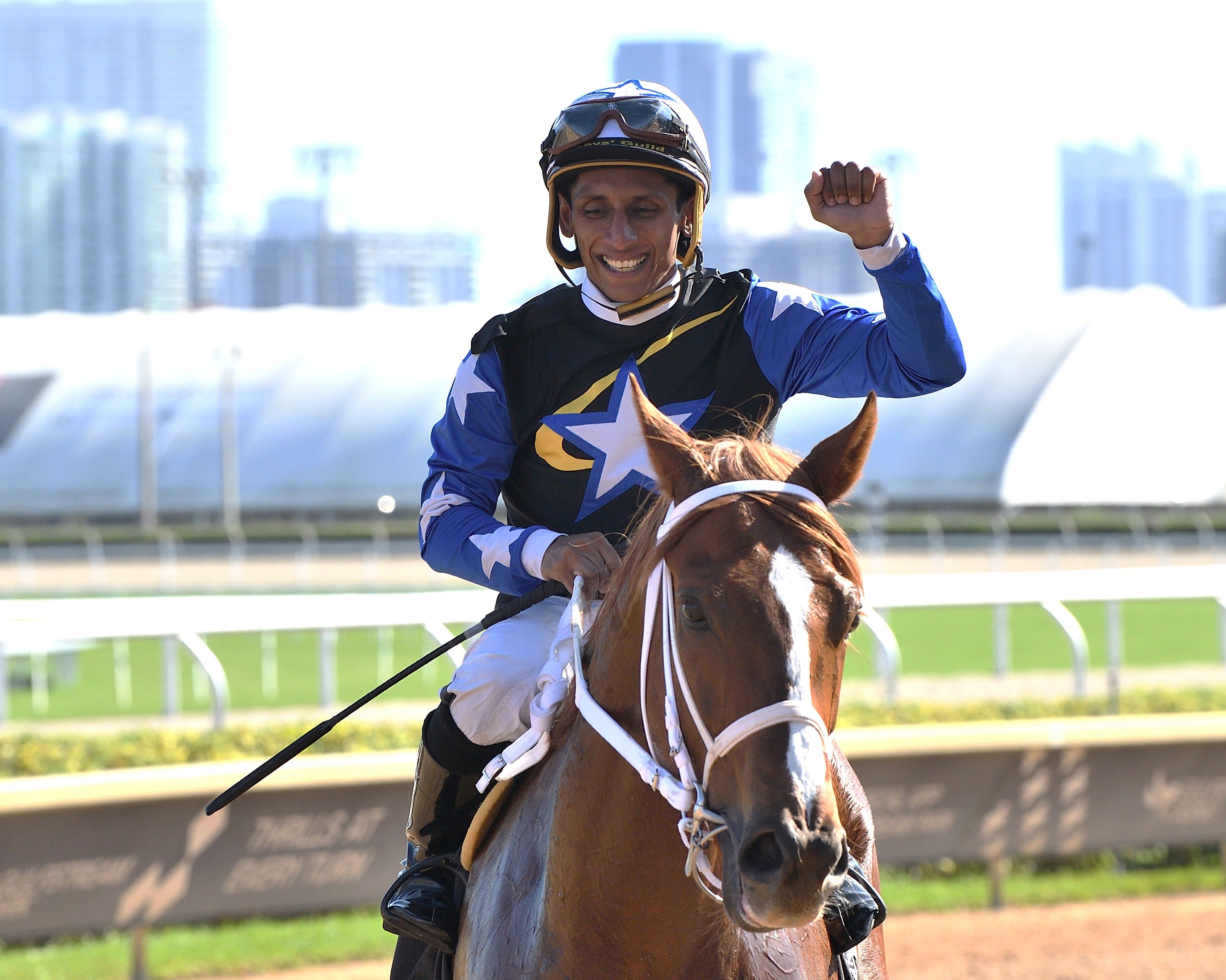 Rajiv Maragh wins 2,000th race